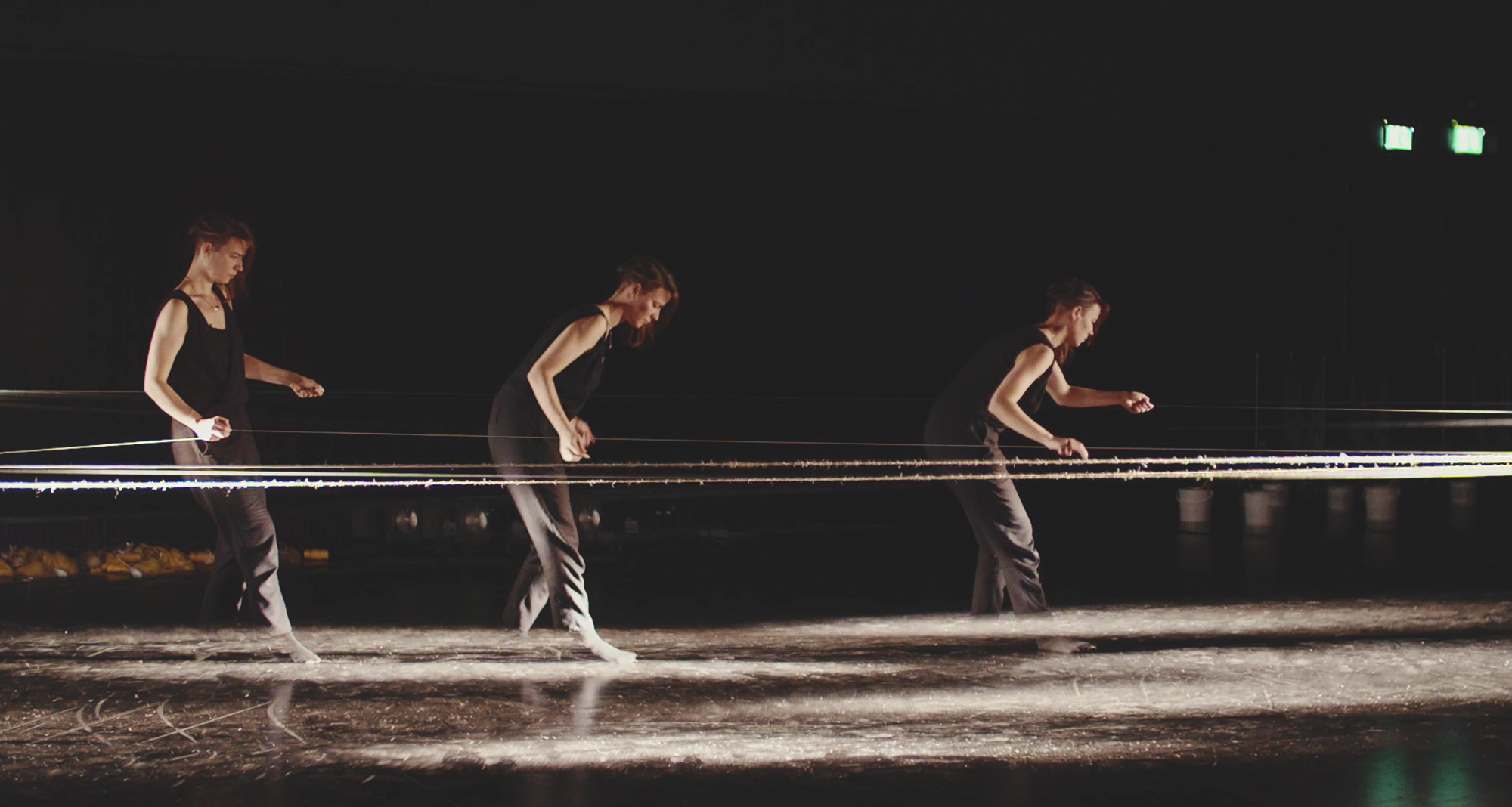 Between Strings #3: Kirstine Lindemann & Damkapellet at Sort/Hvid ...